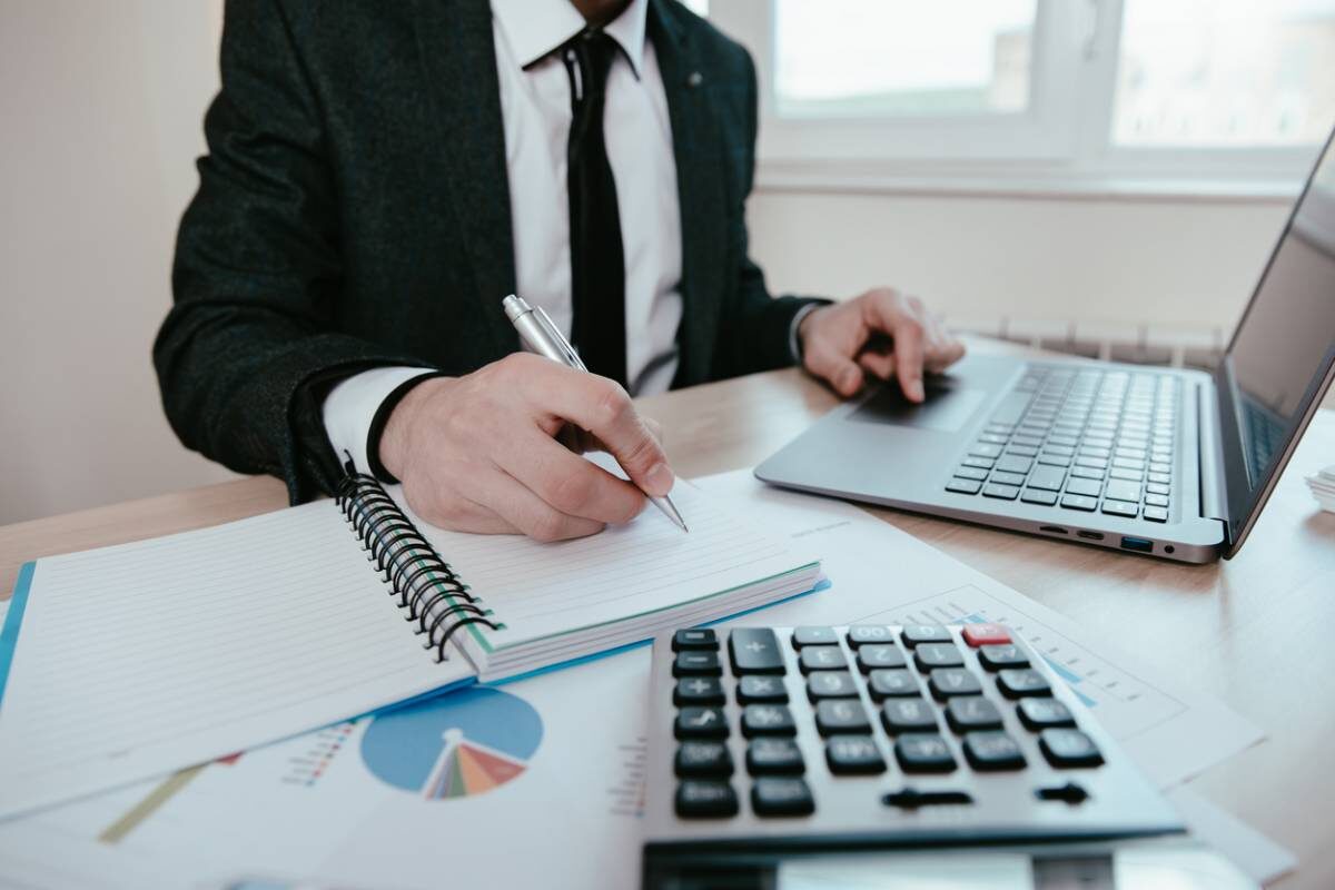 Comment choisir le bon cabinet d'expert-comptable pour votre entreprise